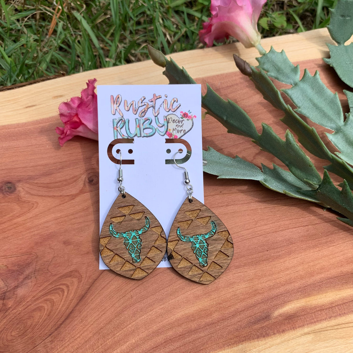 Bull Skull Teardrop Earrings – Rustic Ruby Decor & More