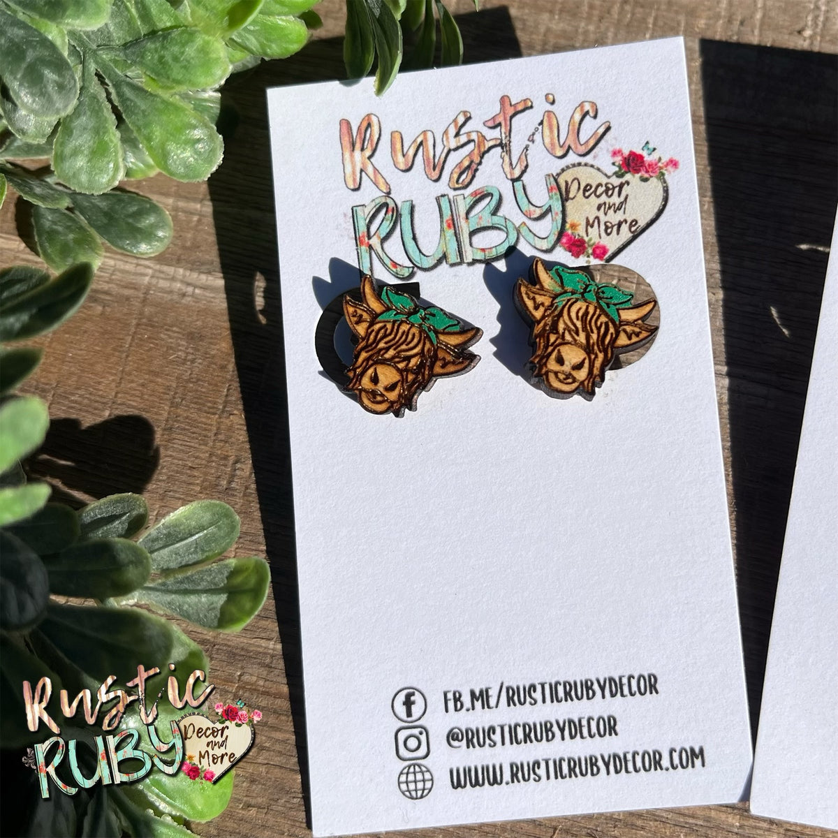 Highland Cow Stud Earrings – Rustic Ruby Decor & More